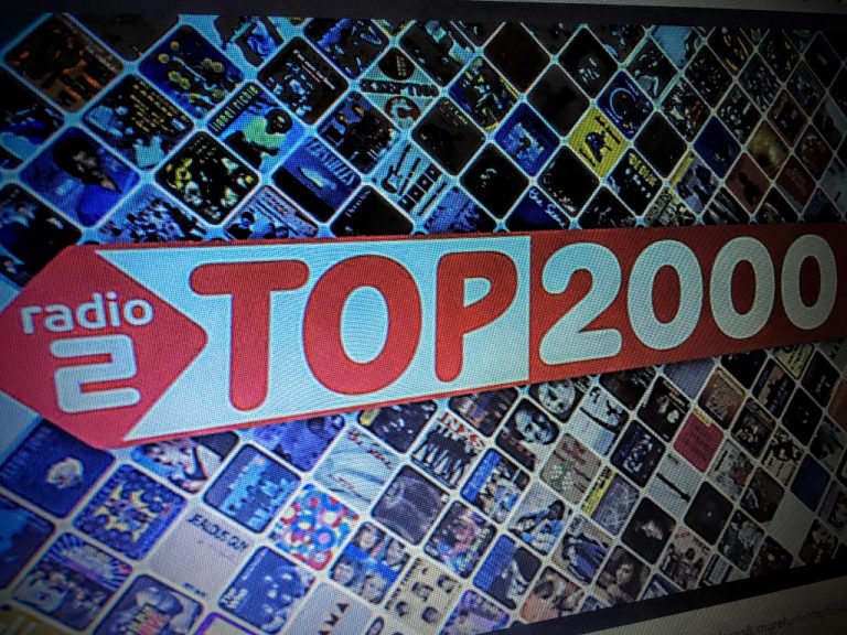 Zo volg je de NPO Radio 2 Top 2000 live op radio, tv en internet