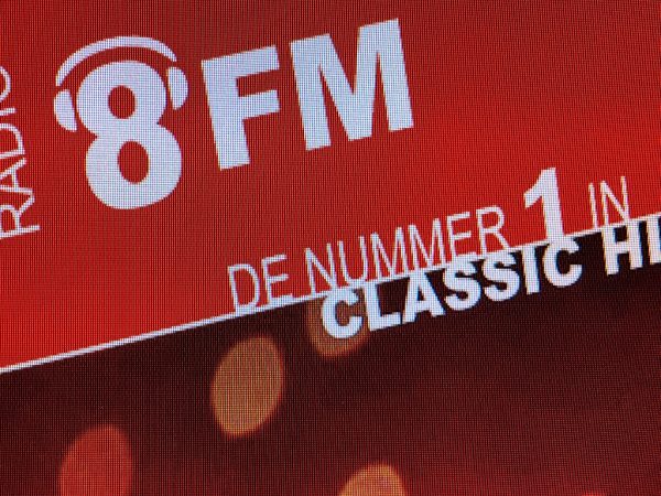 Radiozender 8FM verder als Classics Only op Internet en kabel